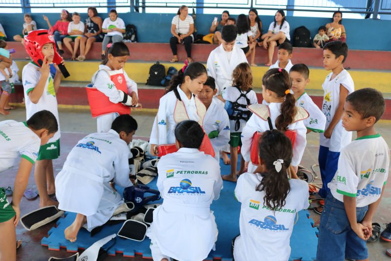 Oficina Escola de Lutheria da Amazônia| OELA