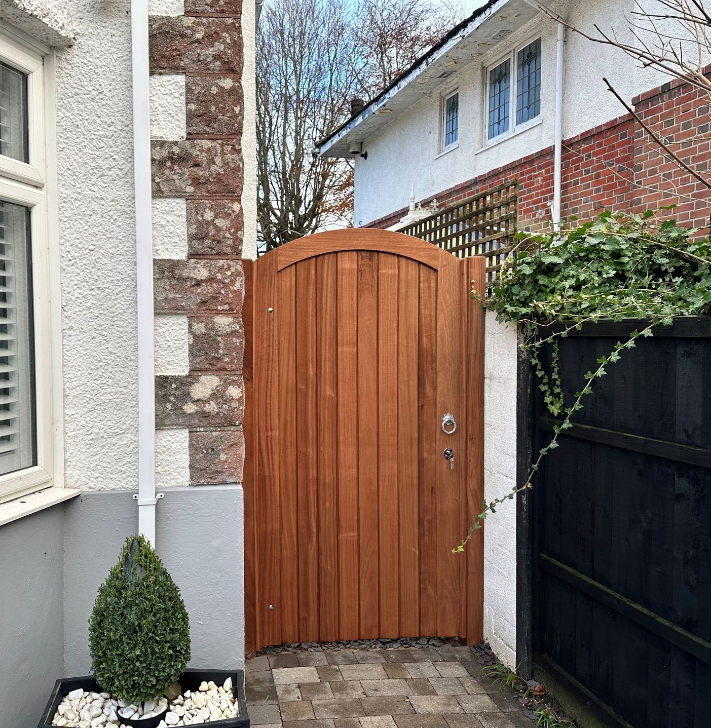 Bespoke Hardwood Gates | Handcrafted in Dorset