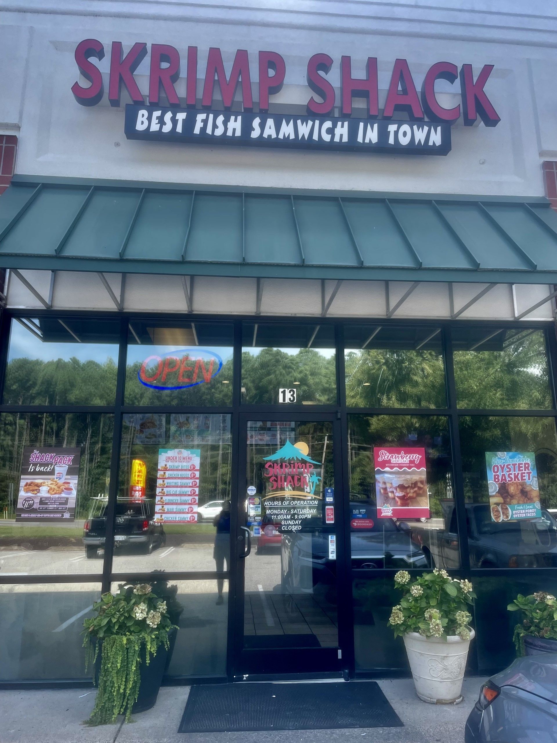 Seafood Restaurant Newport News, VA | Skrimp Shack