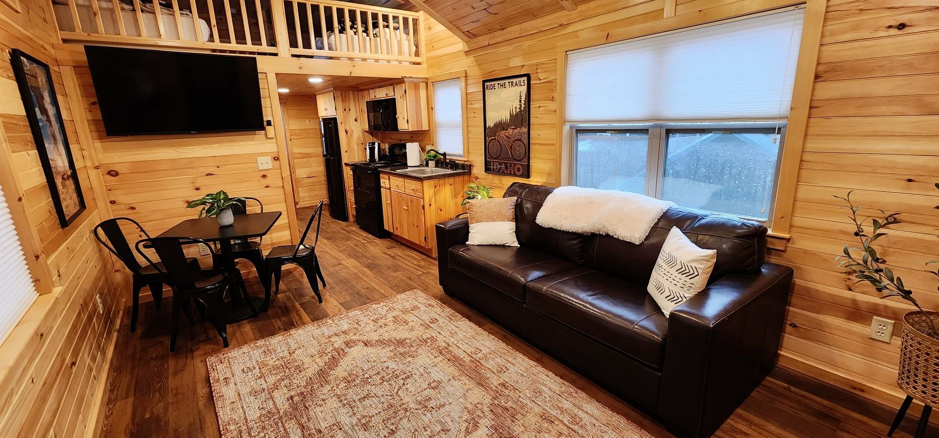 Blue Buffalo Resort – Best Yellowstone Lodging & Cabins