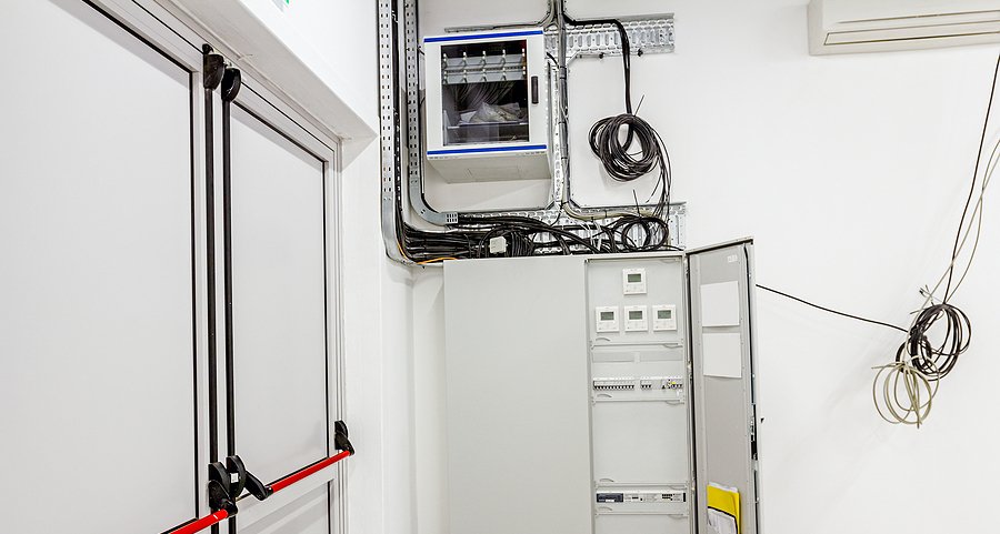 Home [www.customswitchboards.com.au]