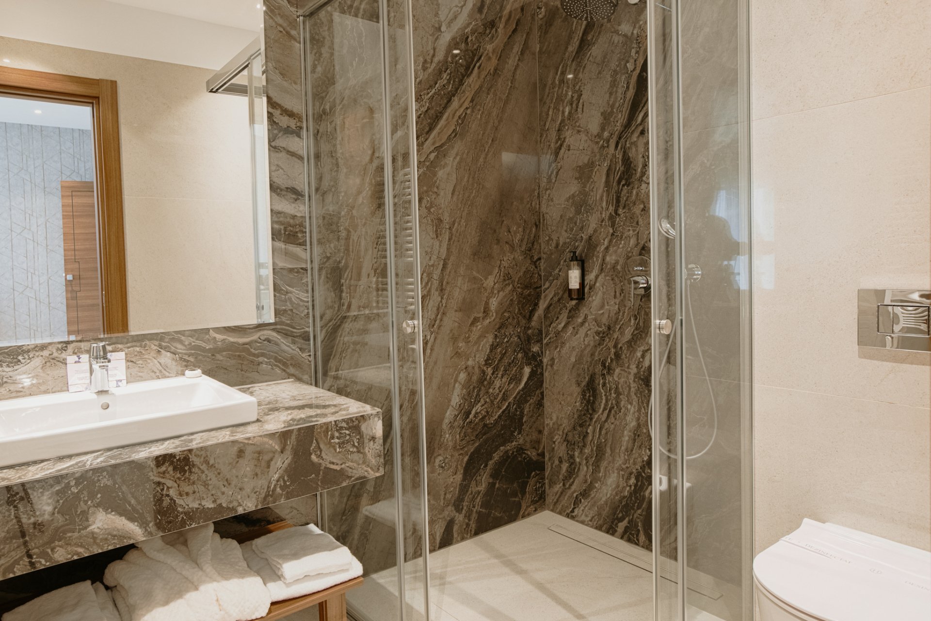 Stein Collection Hotel - Four-star premium hospitality