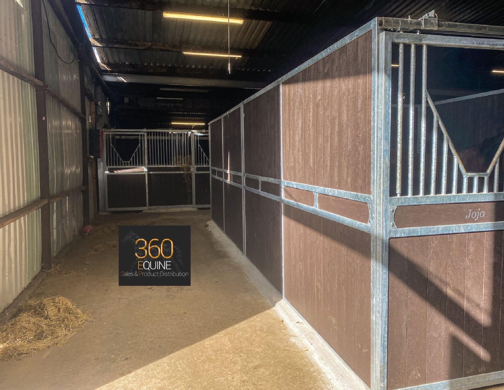 Quality Built Stable Facades and Partitions, all sizes possible