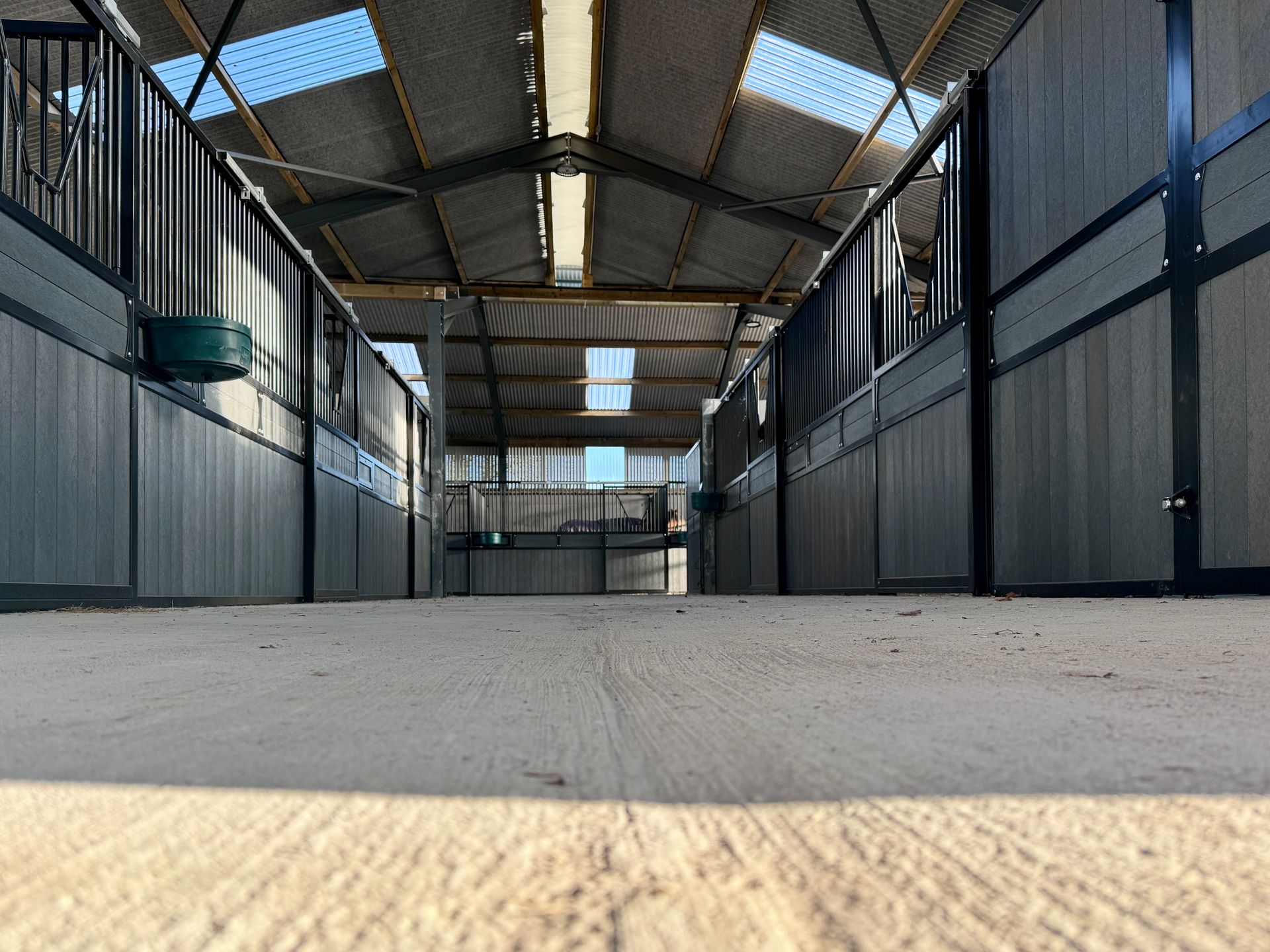 Quality Built Stable Facades and Partitions, all sizes possible