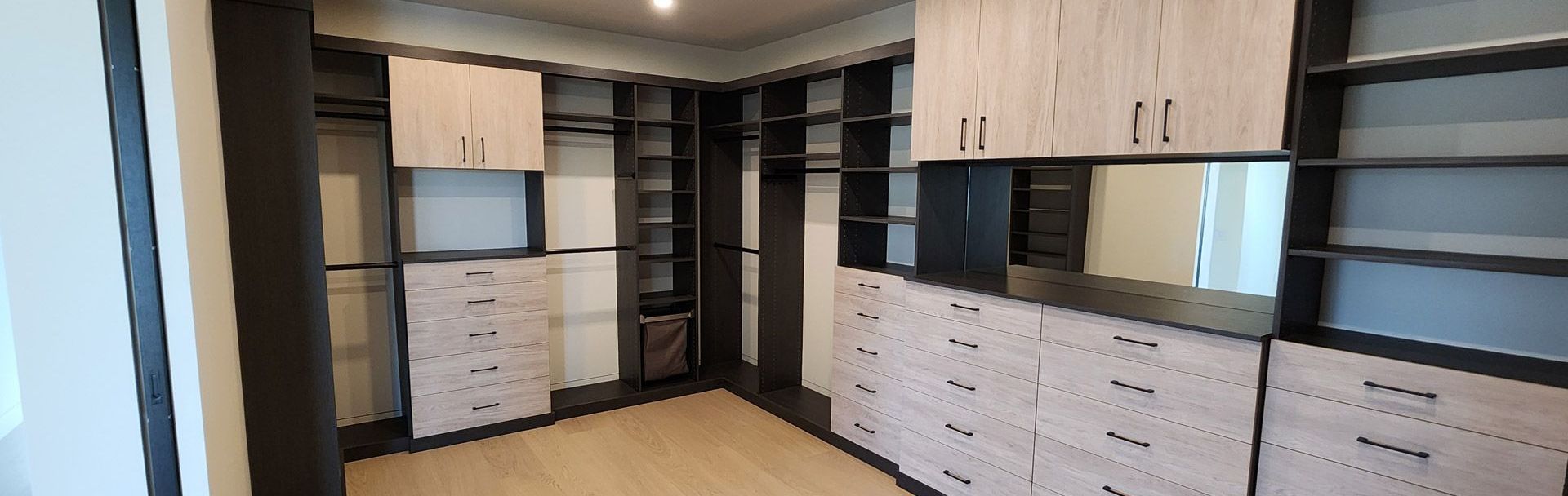 Master School Mornings With a Well-Organized Closet System