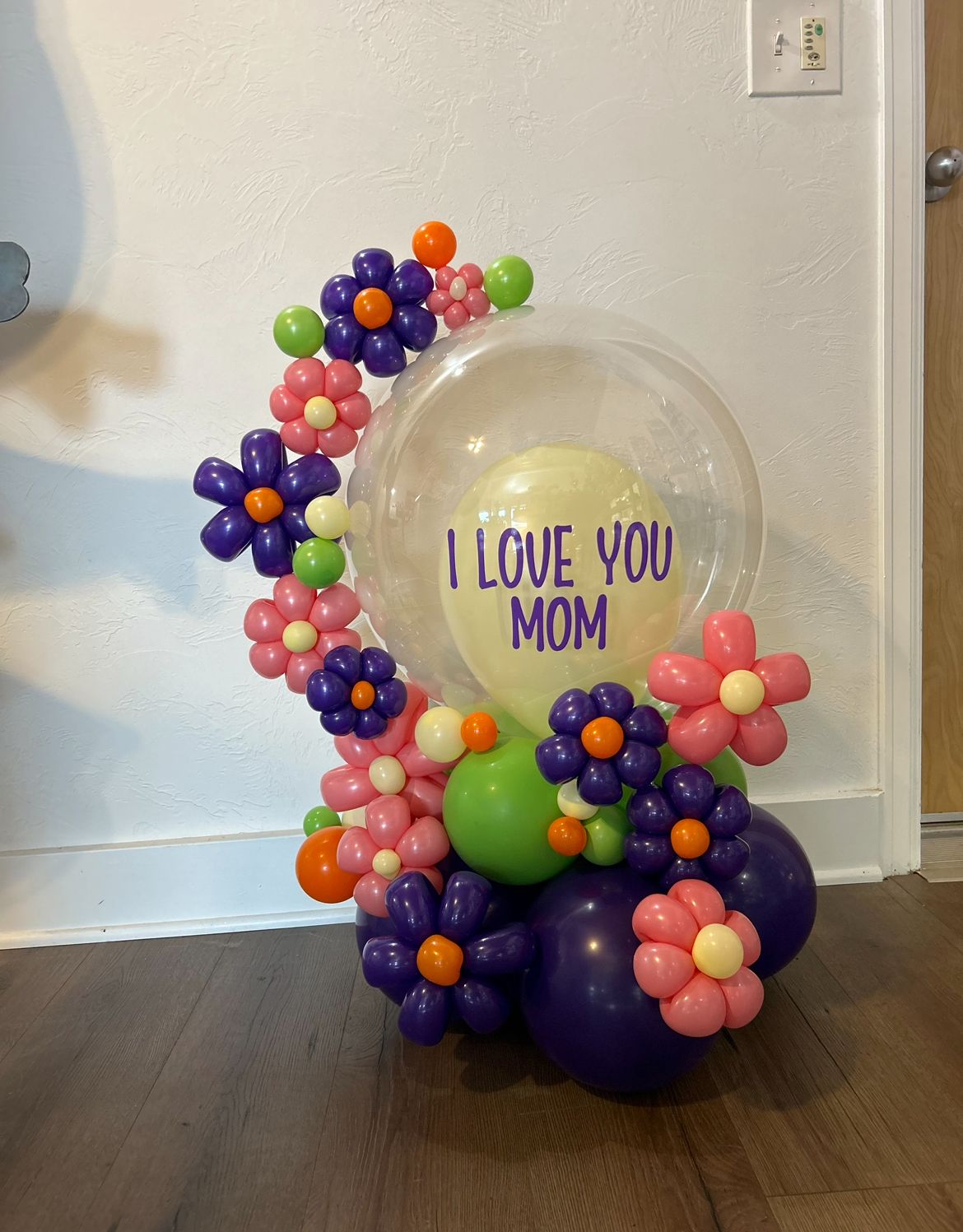 Custom Balloon Arrangements for delivery and pickup