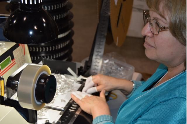 Surface Mount Taping | Lombard, IL | 630-268-9300