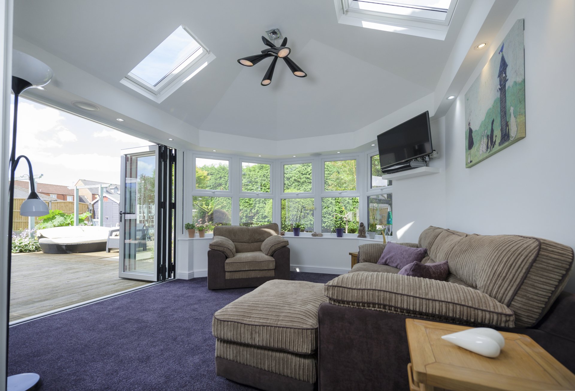 Bi-Fold Doors Nuneaton | Bifolds Door Design & Installations Nuneaton