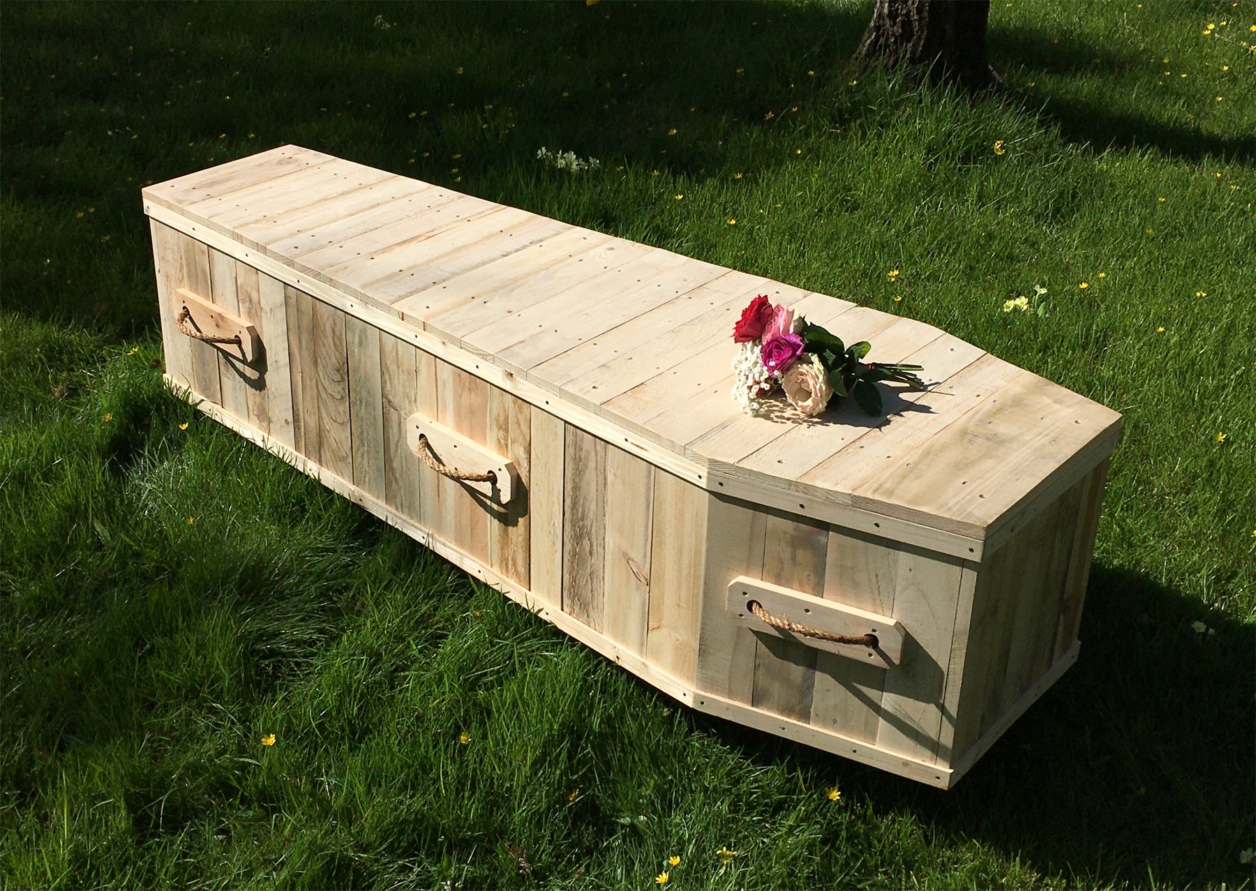 Make Eco Ecological Coffins using reclaimed & recycled wood