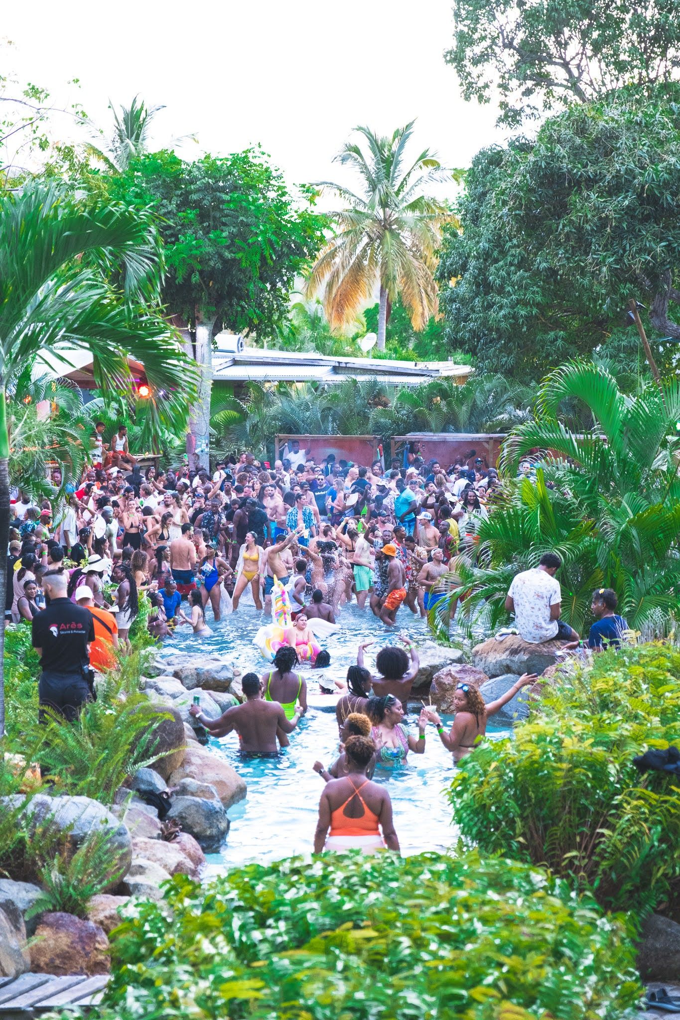 Loterie Farm Pool Parties - Galleries of pictures