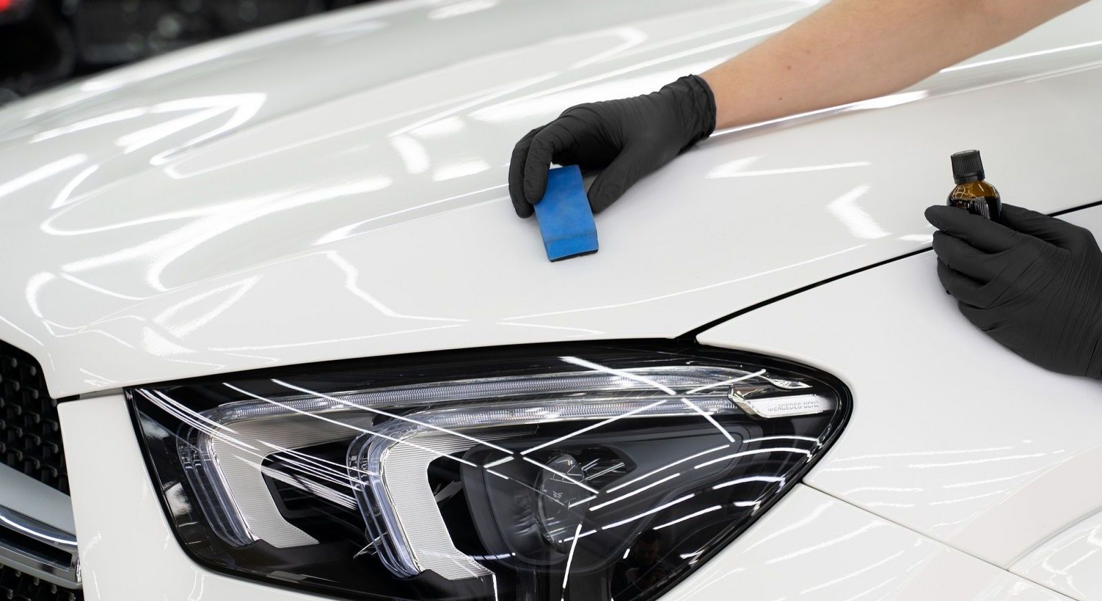 Ceramic Coating vs. Waxing: Which Offers Better Protection?