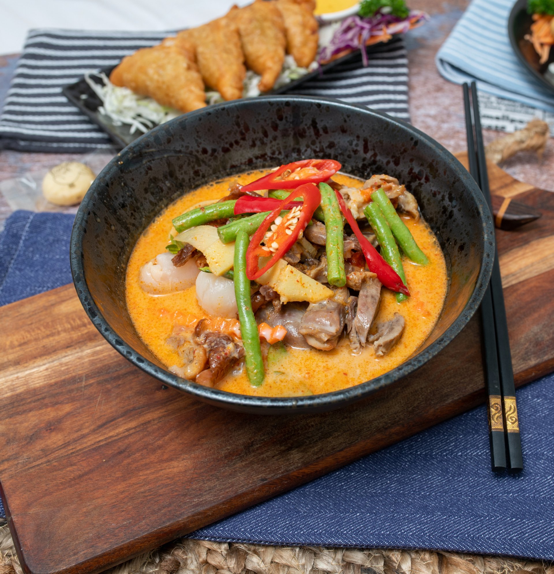Amphawa Thai Restaurant - Takeaway food - Bundall - Order online
