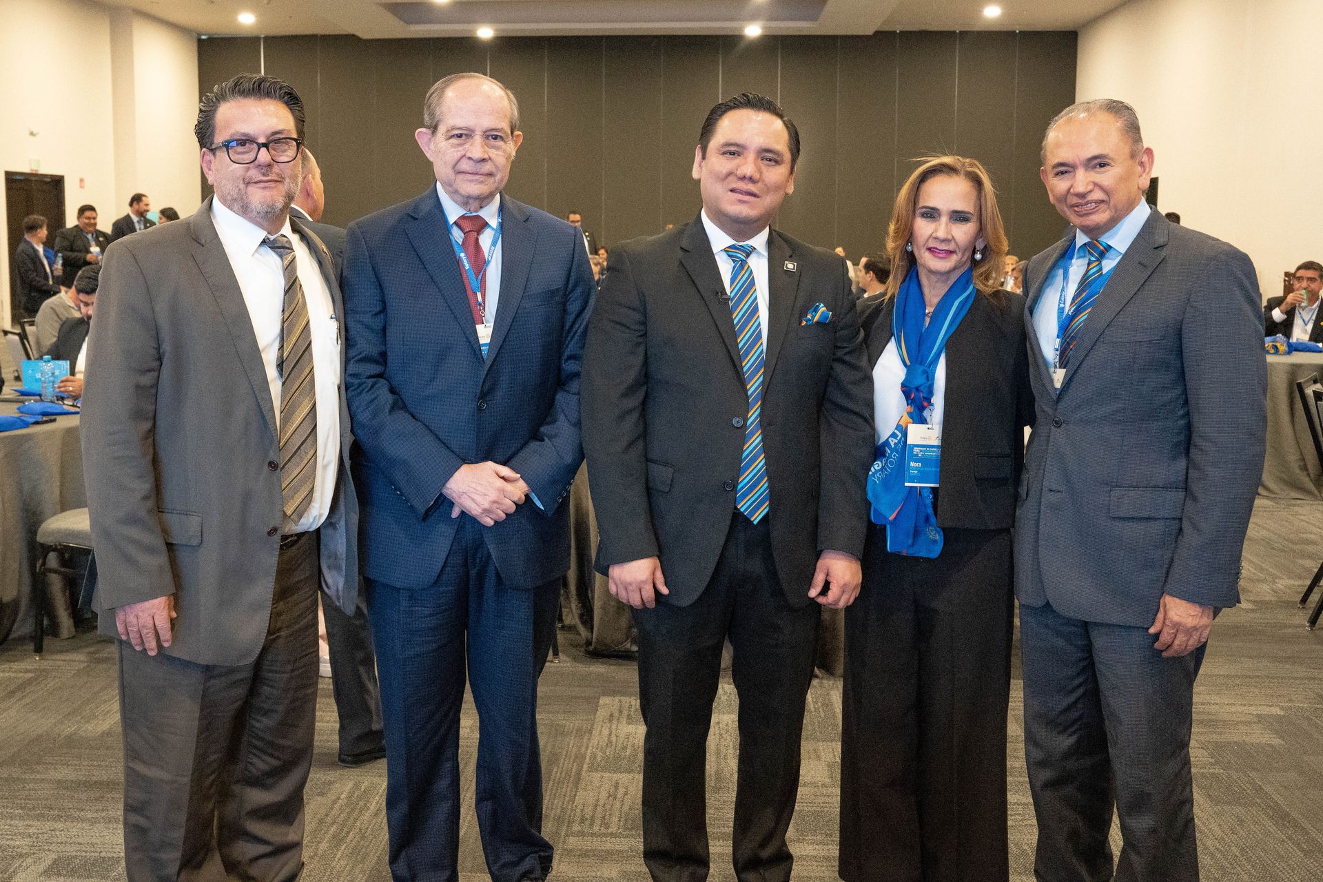 Saúl E Castillo Valdés - Liderazgo, Innovación y Servicio