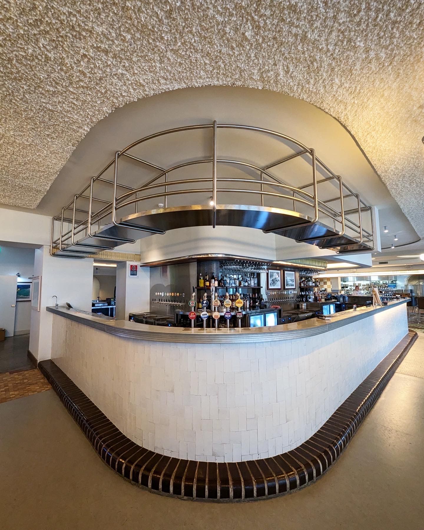 THE BEACH HOTEL | Finch Projects - Commercial Joinery Package