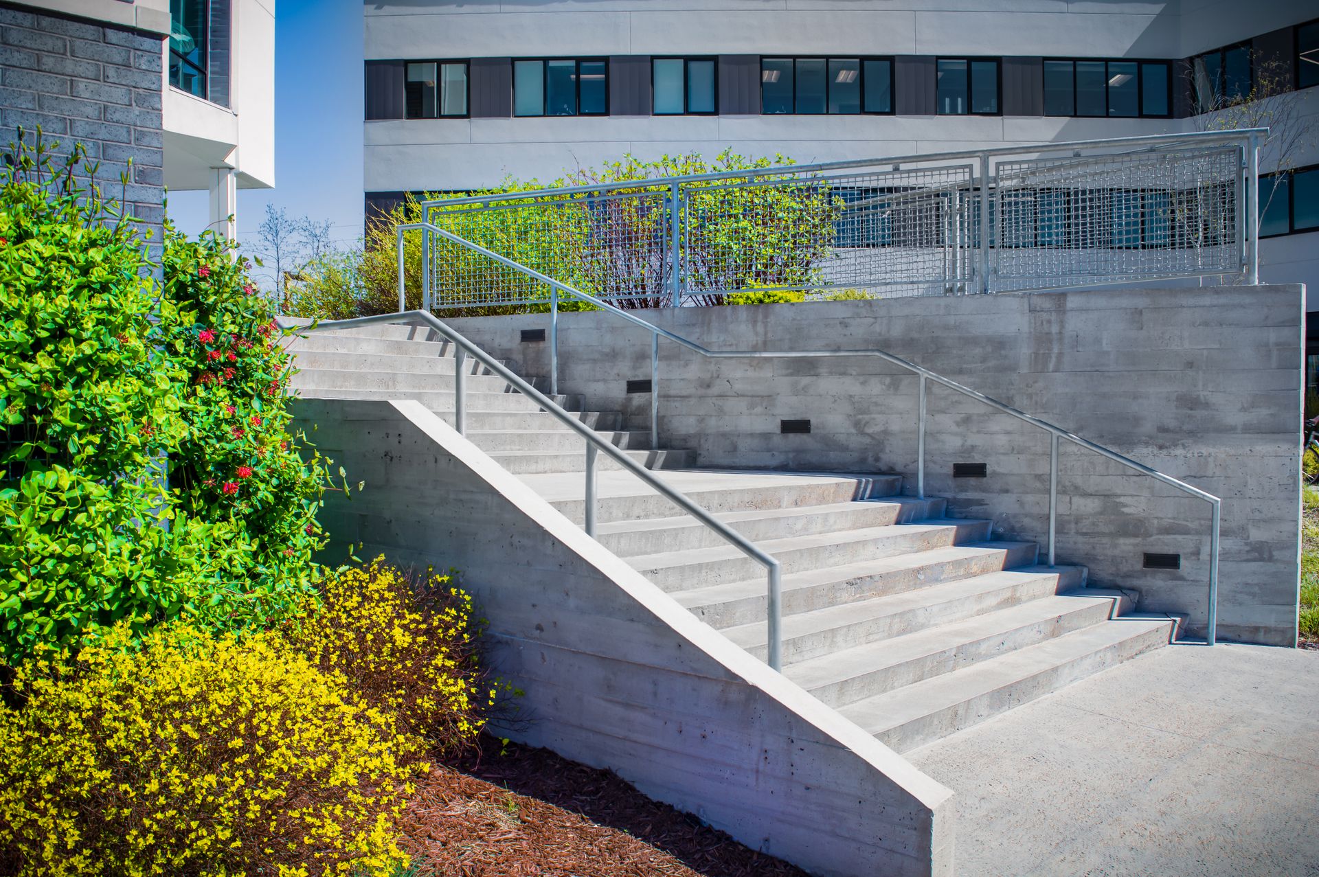 Custom Stainless Steel Railing | Stainless Steel Guardrail