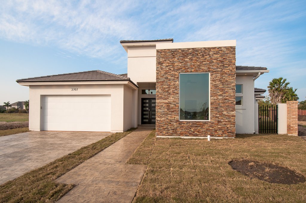 Custom designs portfolio & design ideas | Brito Construction