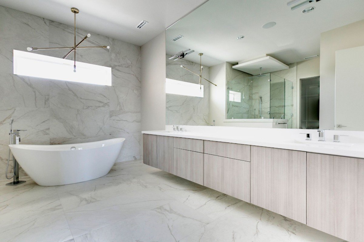 Custom bathrooms portfolio & ideas | Brito Construction