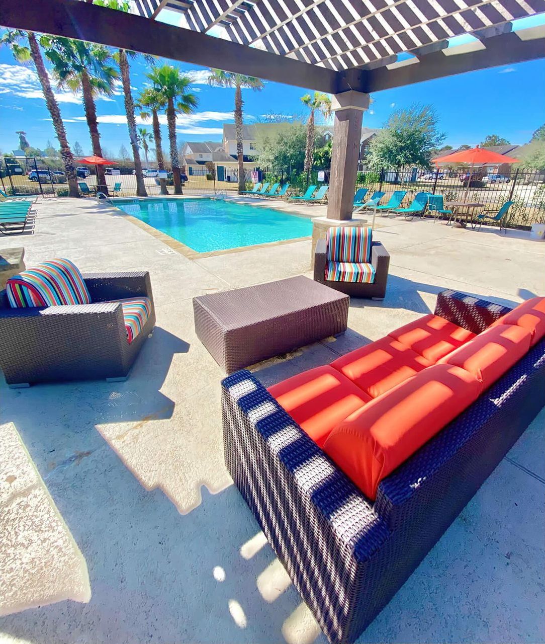 The Pointe | Townhomes & Apartments for Rent in Beaumont, TX