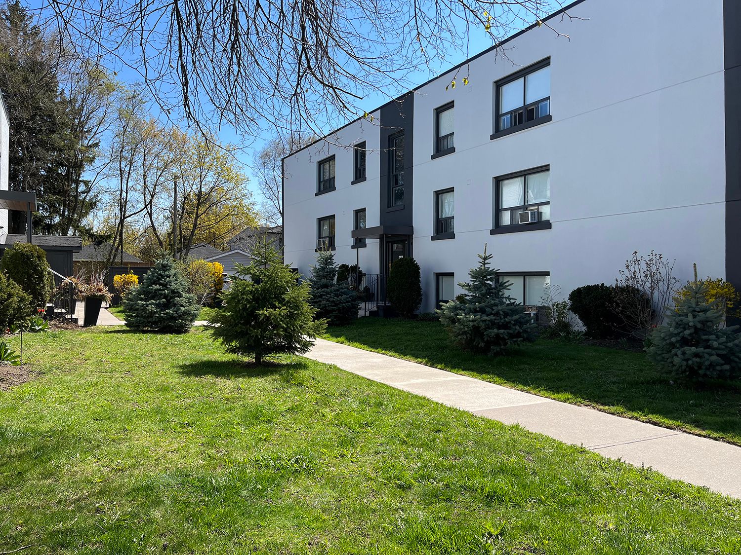East York Apartments for Rent