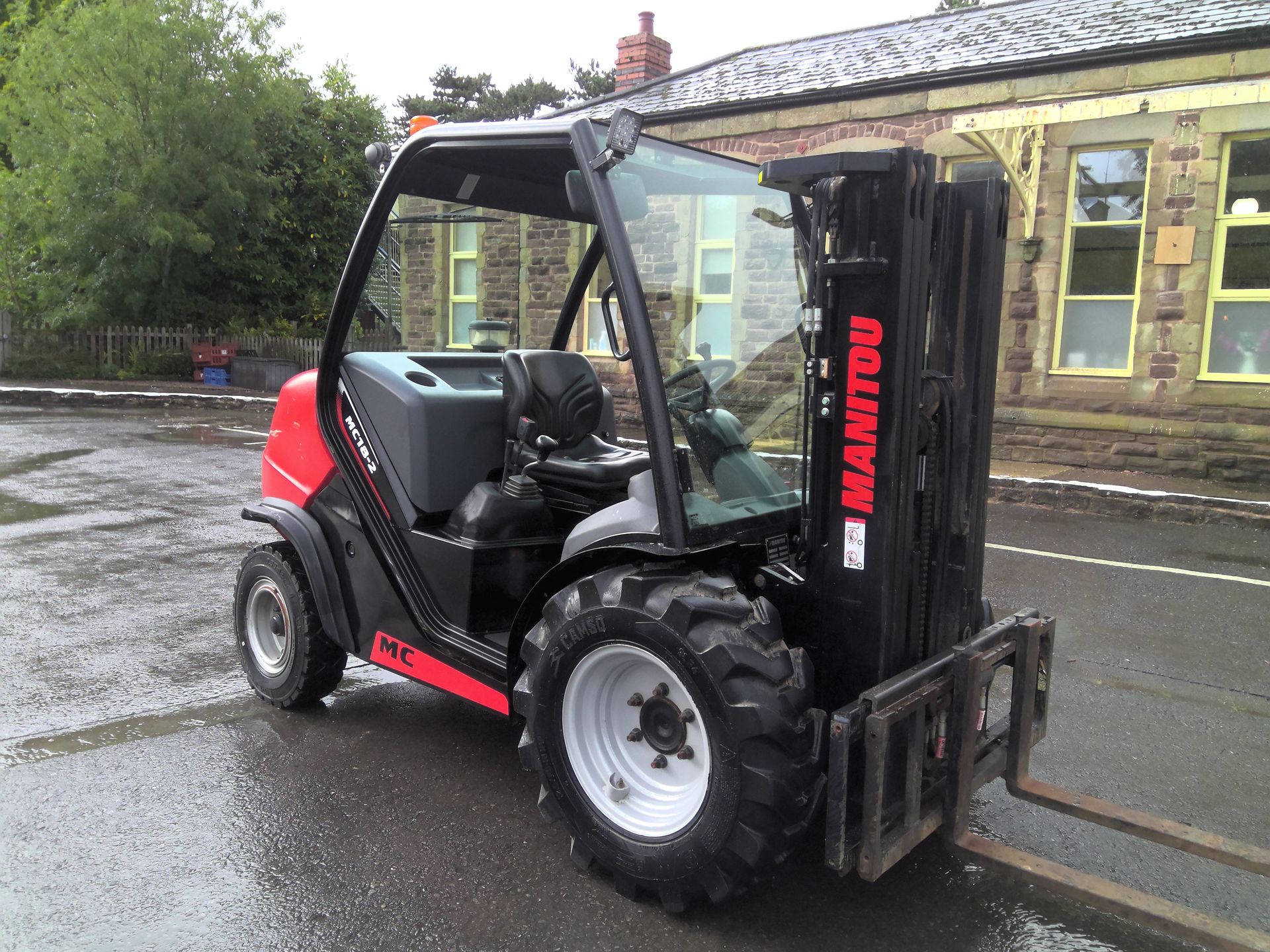 Home | Forklift Trucks & Telehandler Hire | Cheltenham