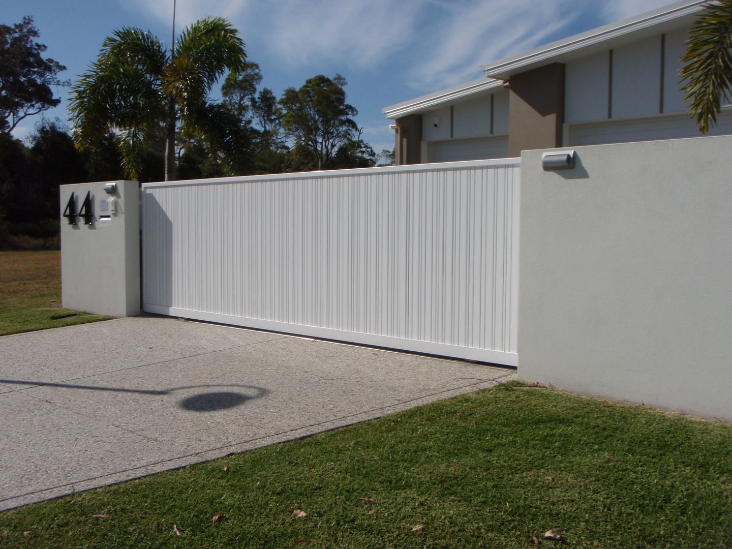 Sliding Gates | Oceans Fencing