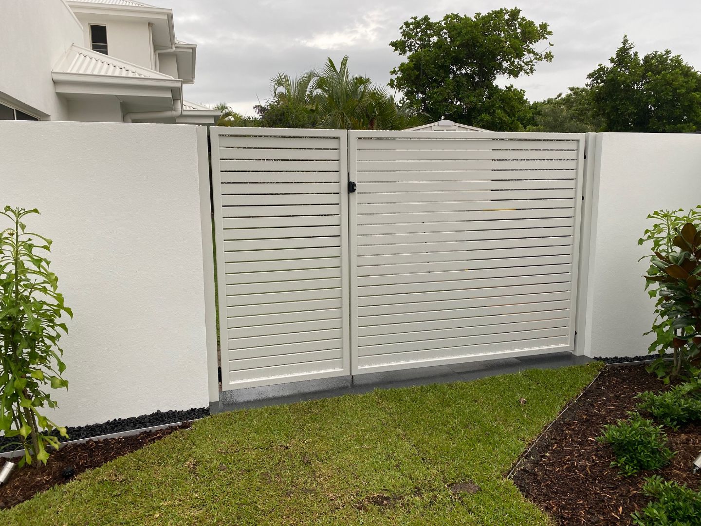 Aluminium Slat Panels and Gates | Oceans Fencing
