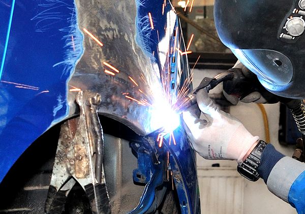 Magic Touch Auto Paint and Body