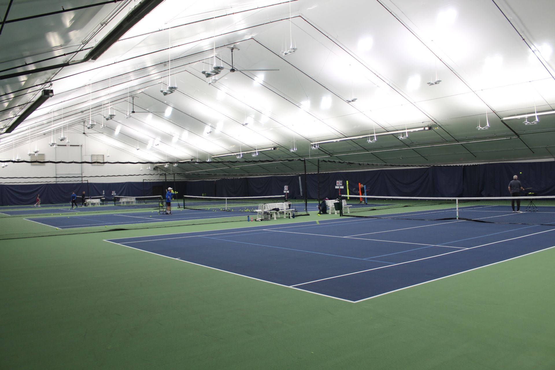 Play Tennis | Ellington Racquet Club in Connecticut