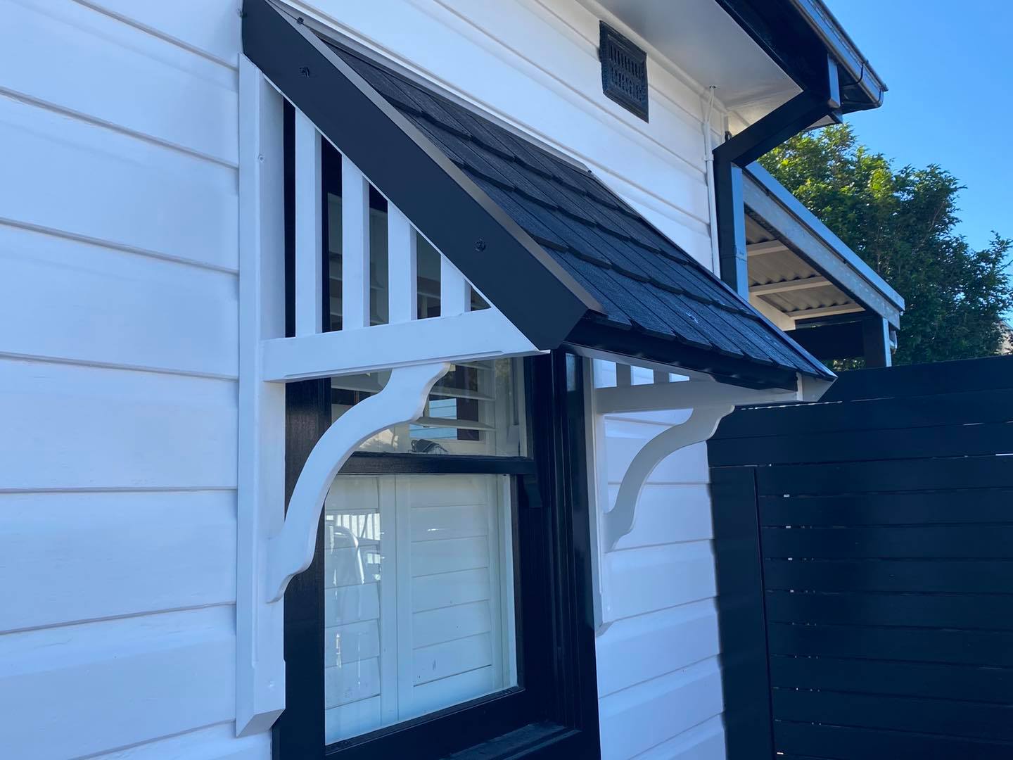 Roof Shingles in the Hunter Valley | Heritage Window Awnings