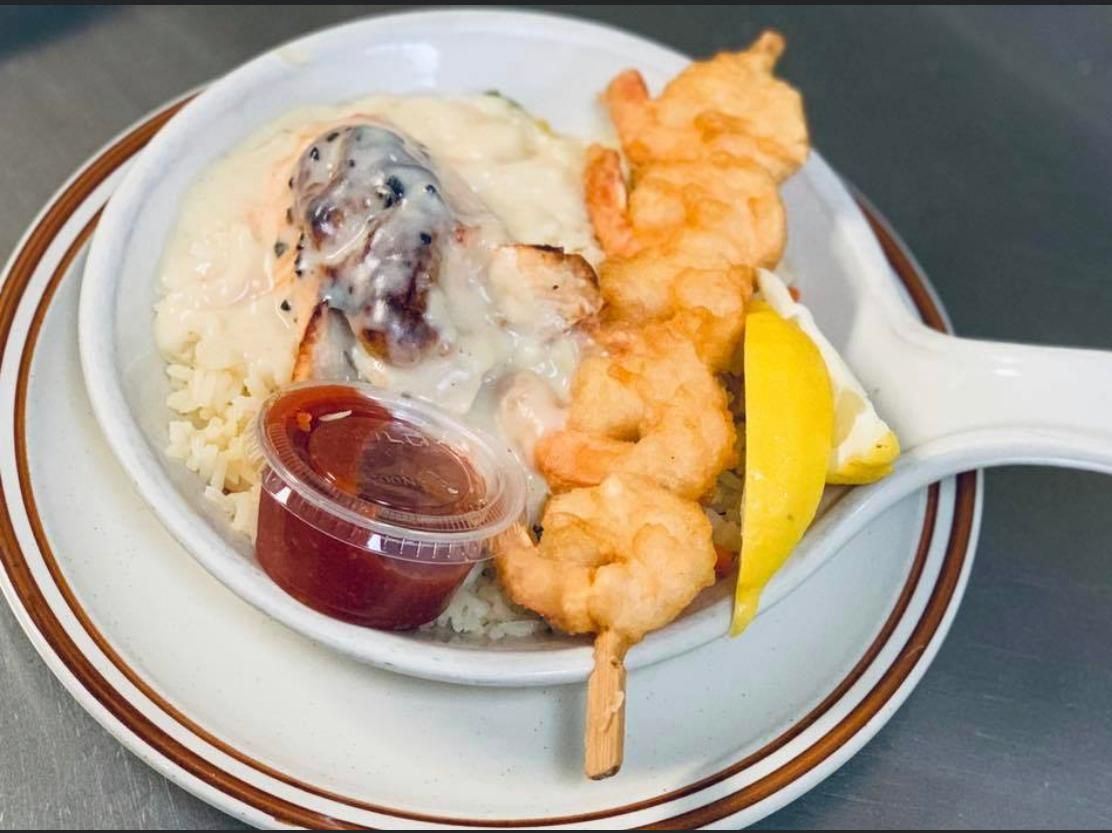 HOME [www.sophias.restaurant]