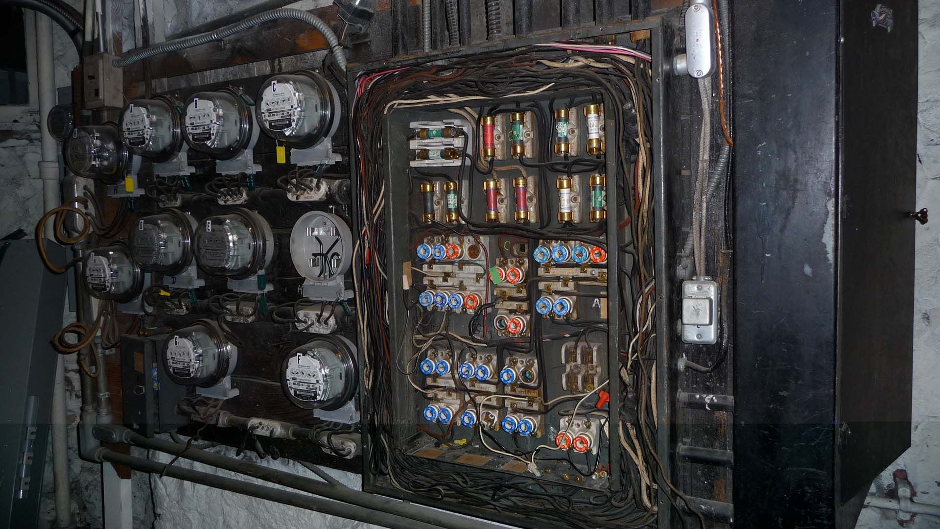 Electrician | Spokane, WA | Alpha Electric