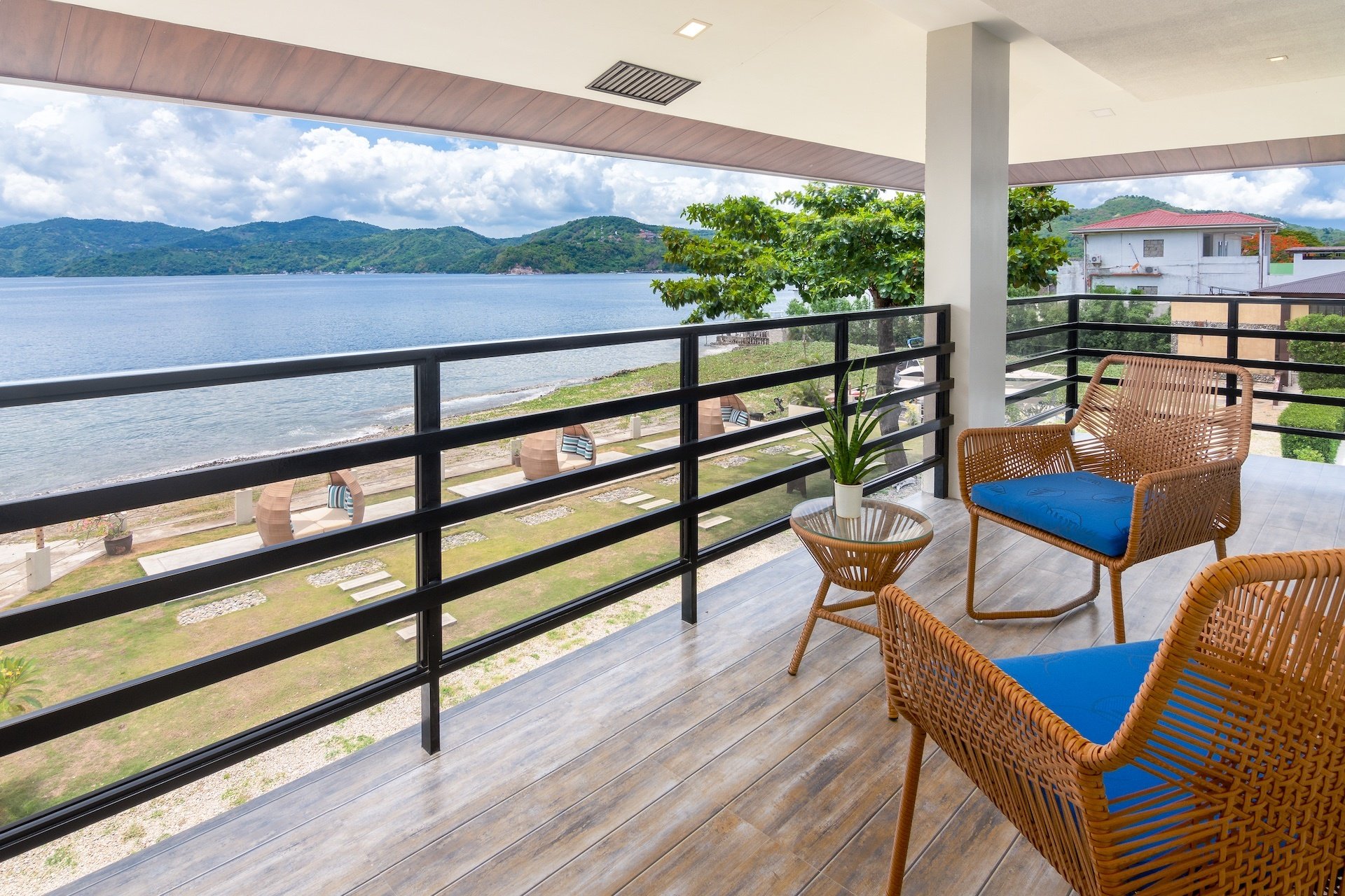 Rooms & Suites | Amor Laut Resort