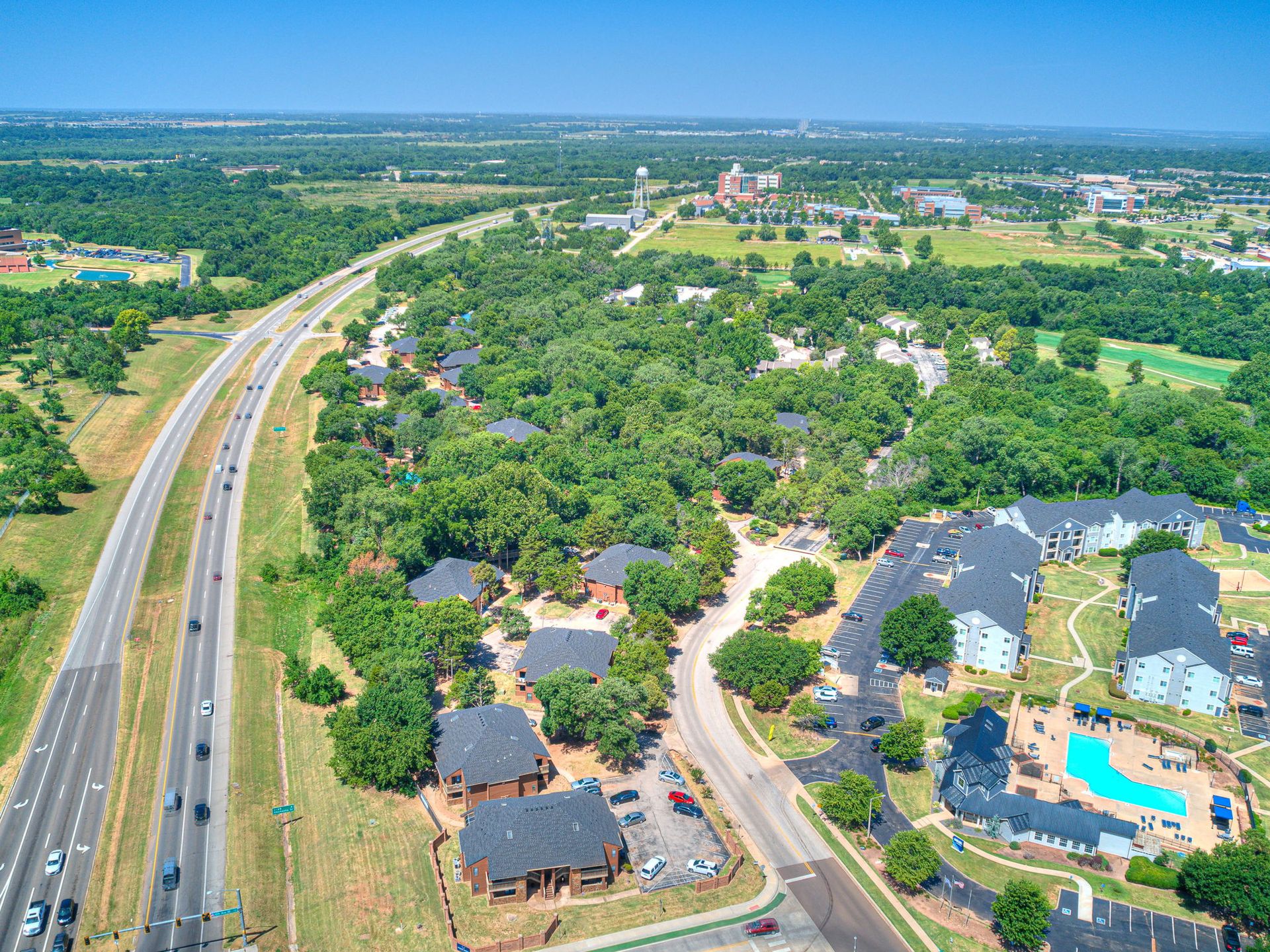 Elevate Your Living with Forest Pointe Apartments