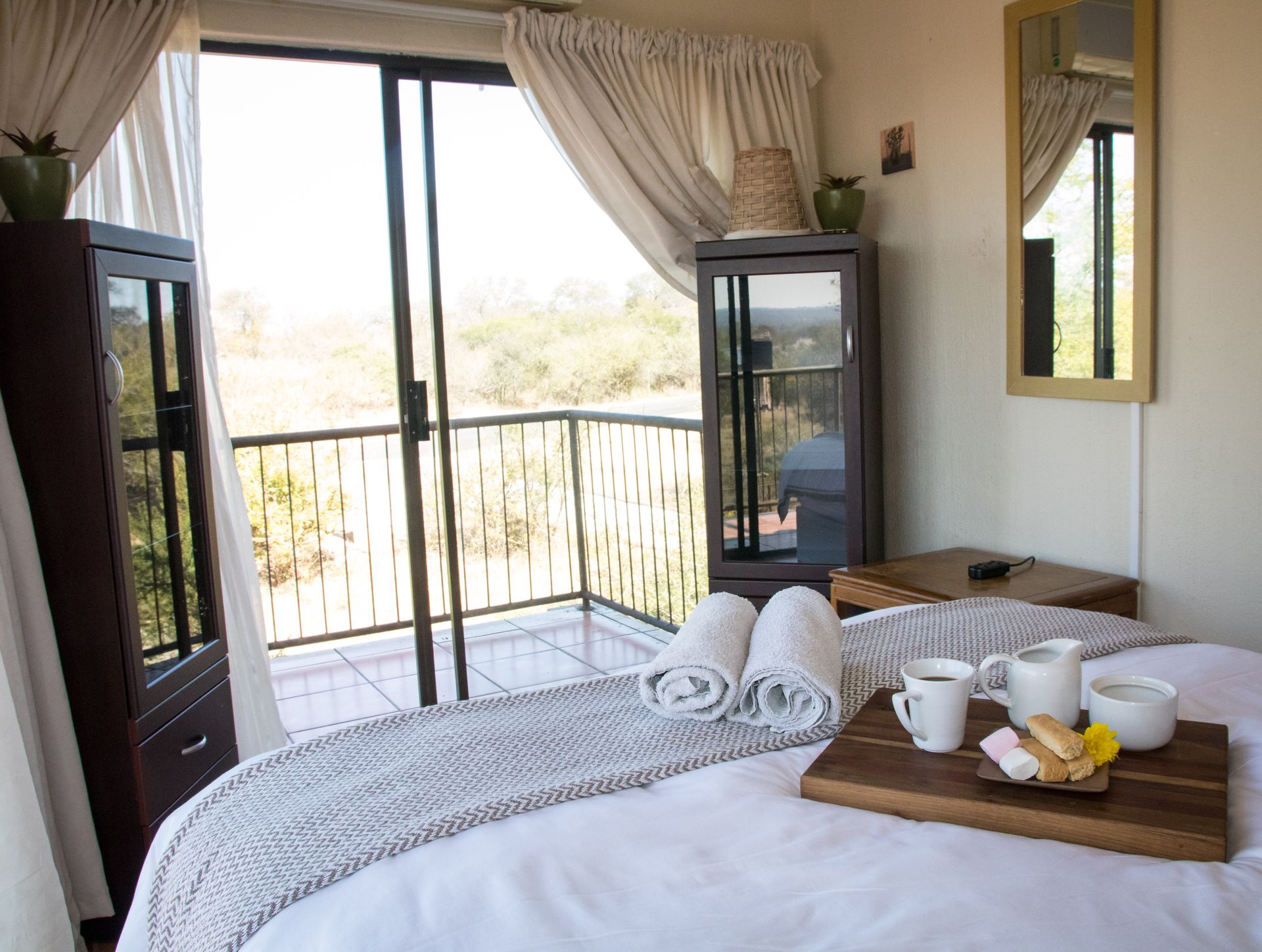 Indlovu House | Africana Travel