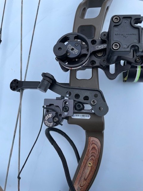 Accurate Archery | Yardage Marker Light