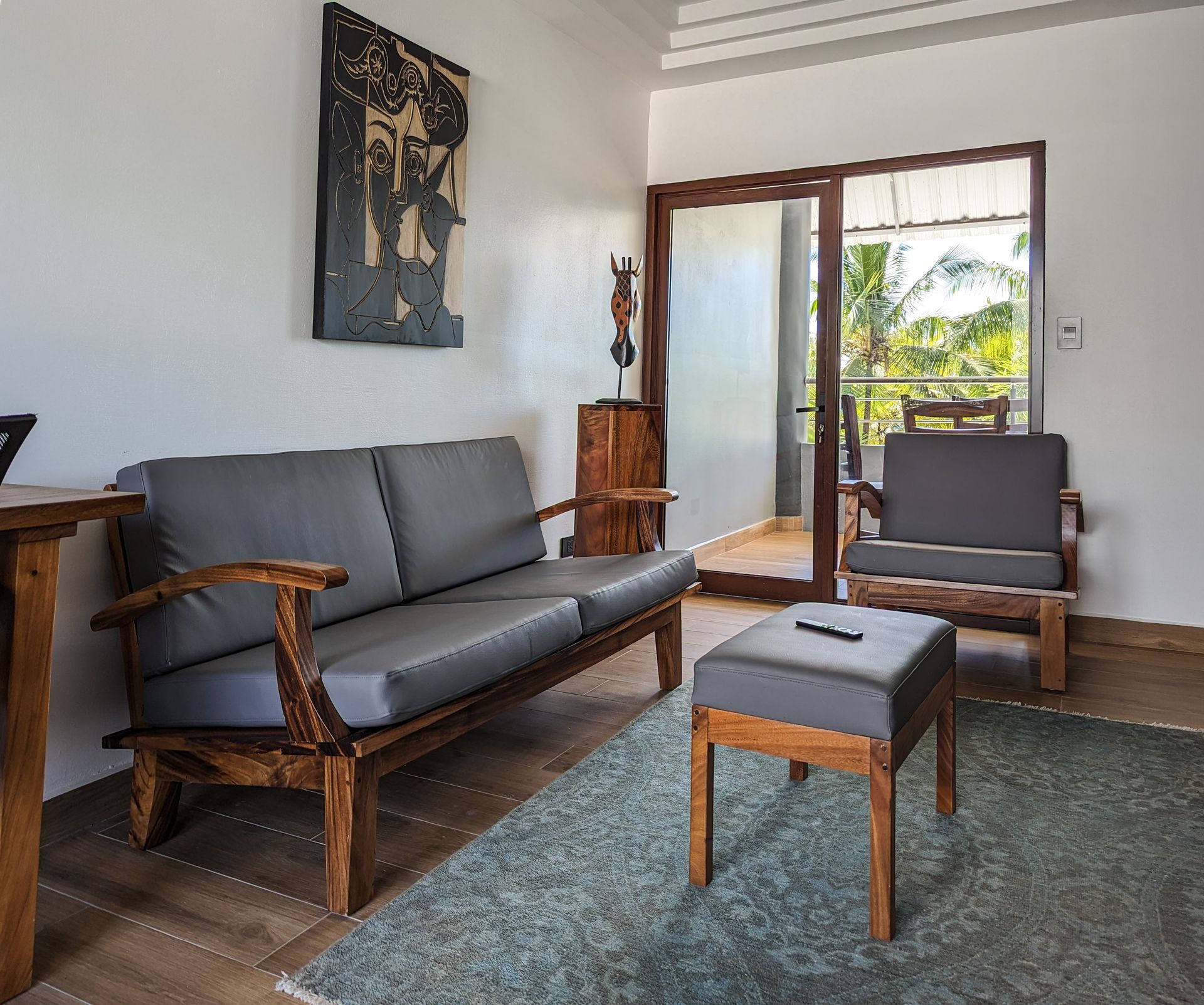 Hotel Jaco Suites | Oceanfront & Pool View Luxury