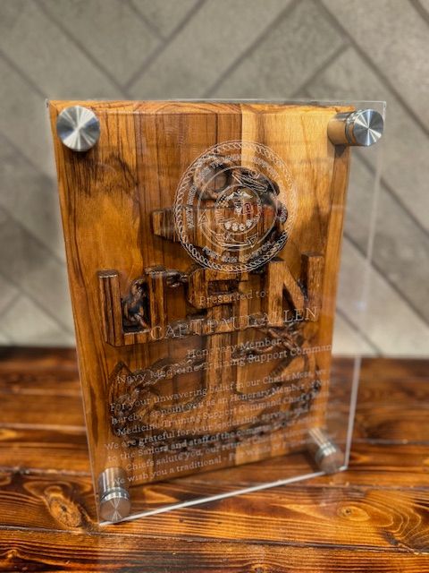 Deluxe Plaques - 100% Customizable