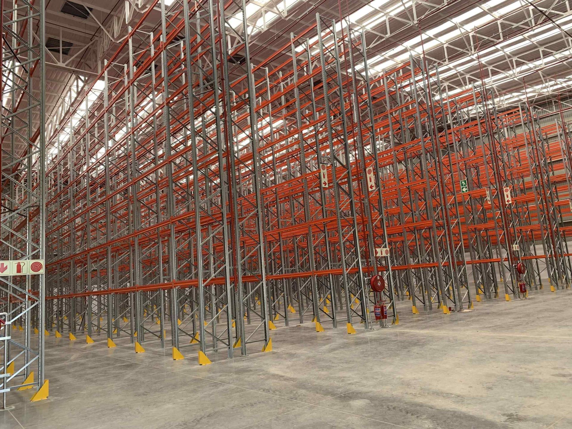 Pallet Racking Solutions for Efficient Warehousing