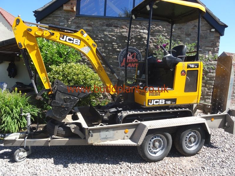 TAKEUCHI TB216 MINI DIGGER
