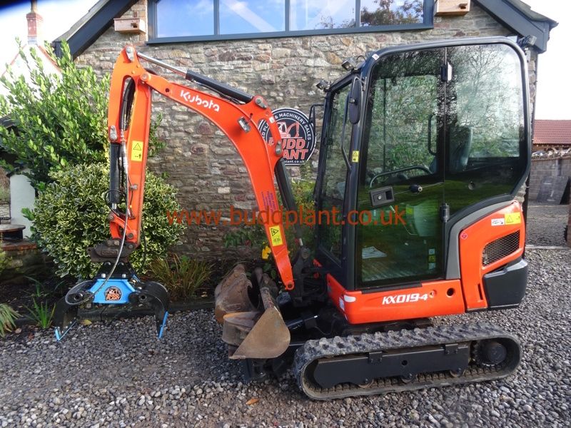 JCB 16C-1 MINI DIGGER