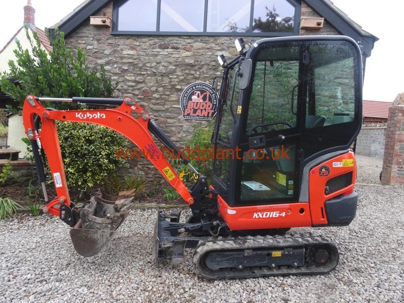 TAKEUCHI TB216 MINI DIGGER