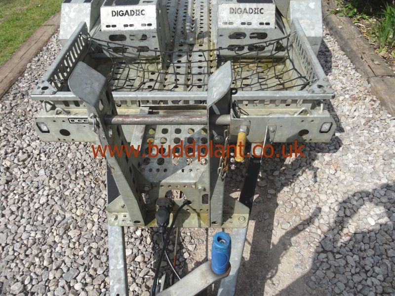 BRIAN JAMES PLANT TRAILER FITTED WITH DIGADOC