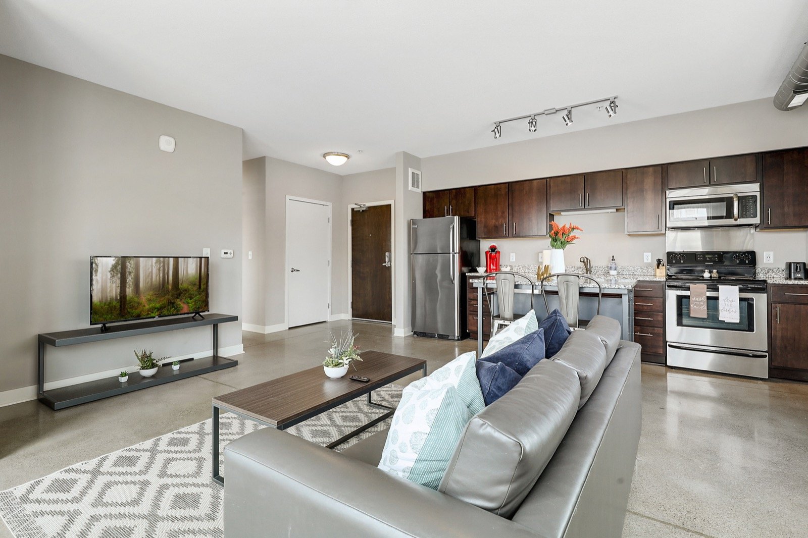 Photo Gallery | See Inside Spectrum, Minneapolis, MN