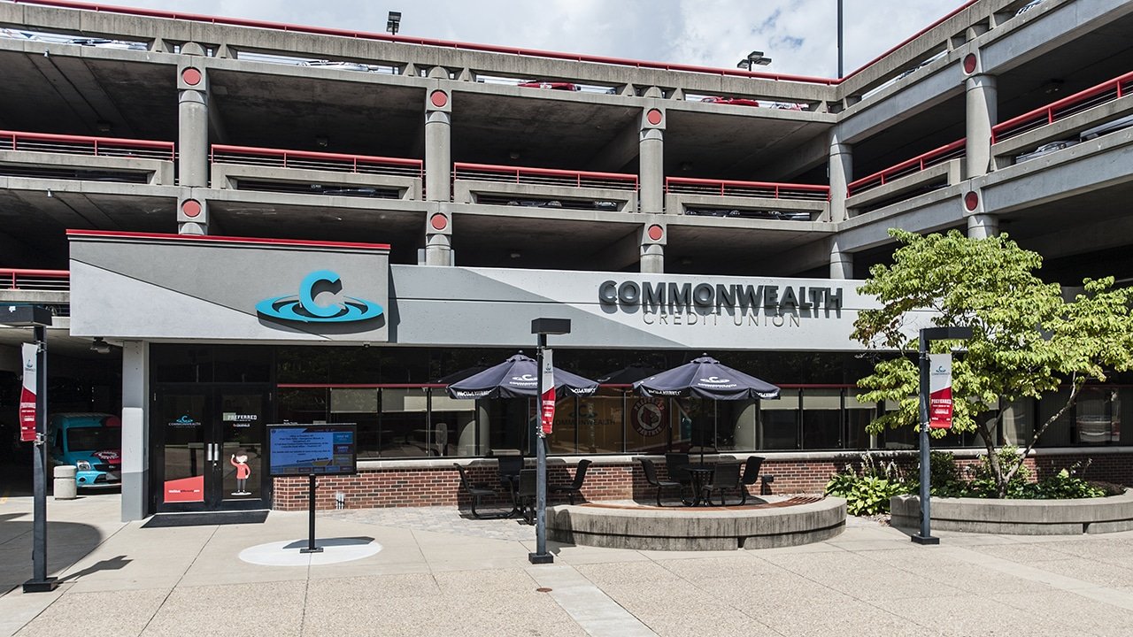 Commonwealth Credit Union - U Of L | K4 Architecture + Design