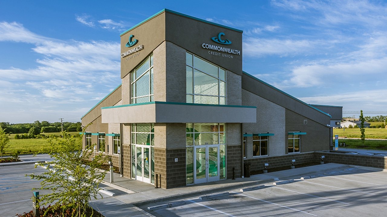 Commonwealth Credit Union - Shelbyville | K4 Architecture + Design