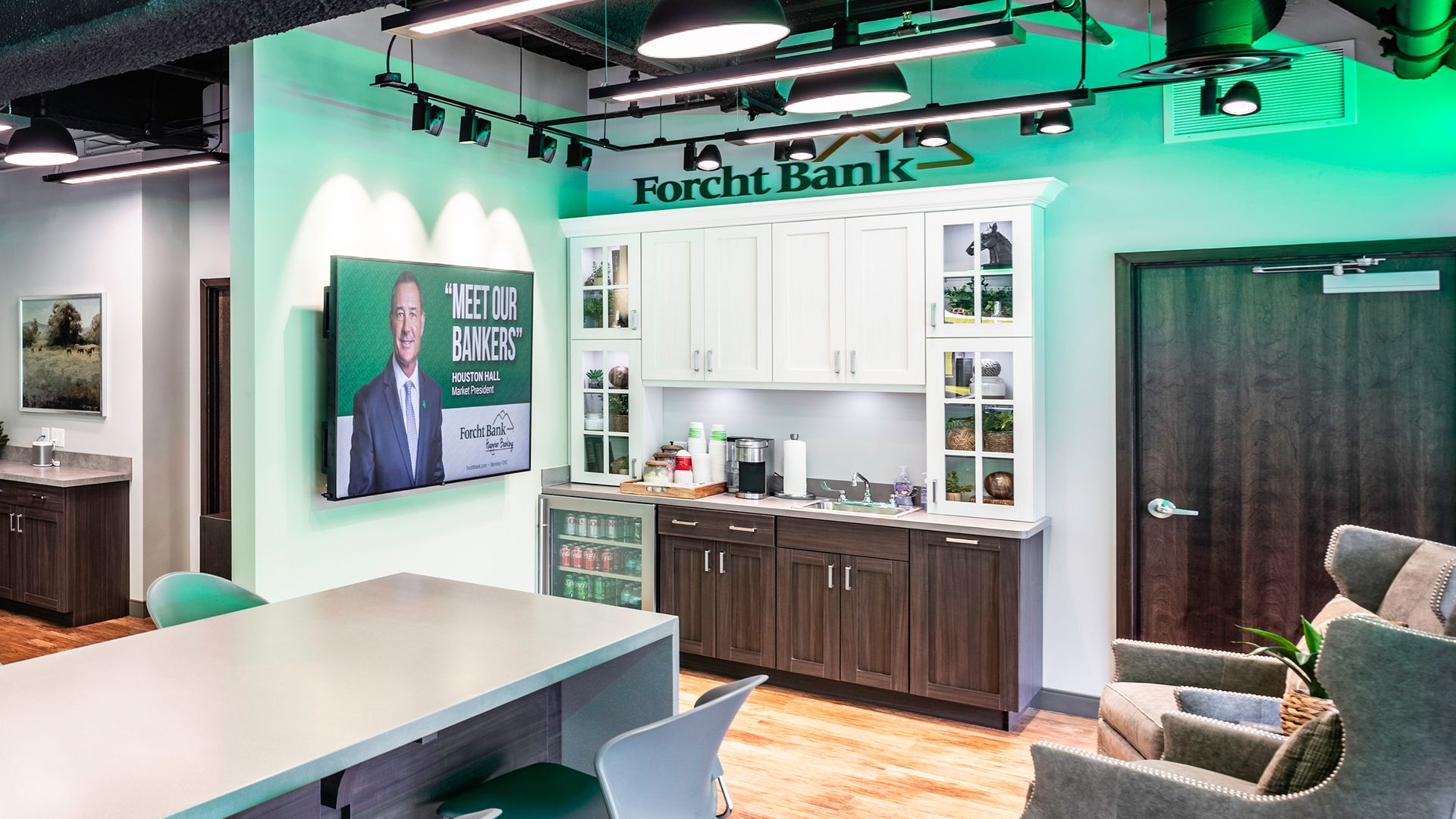 Forcht Bank Loan Production Office | K4 Architecture + Design