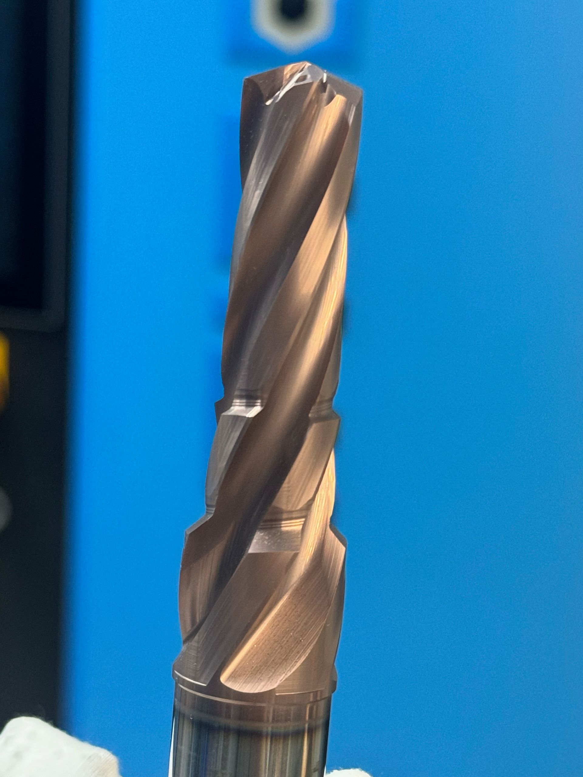 Carbide End Mills, Resharpening Tools, PVD Coating, DI Tool