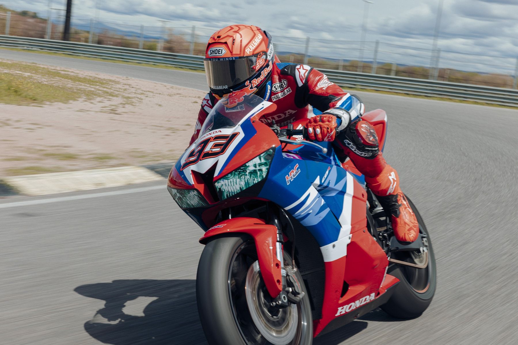 GS Motorcycles - Shoei PFS Centre XSPR