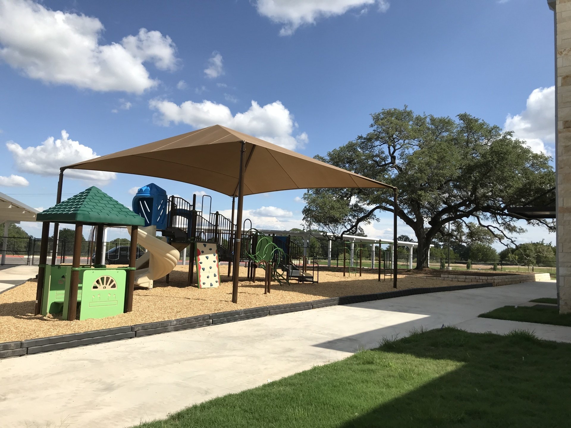 webuildfun turnkey commercial playgrounds solutions