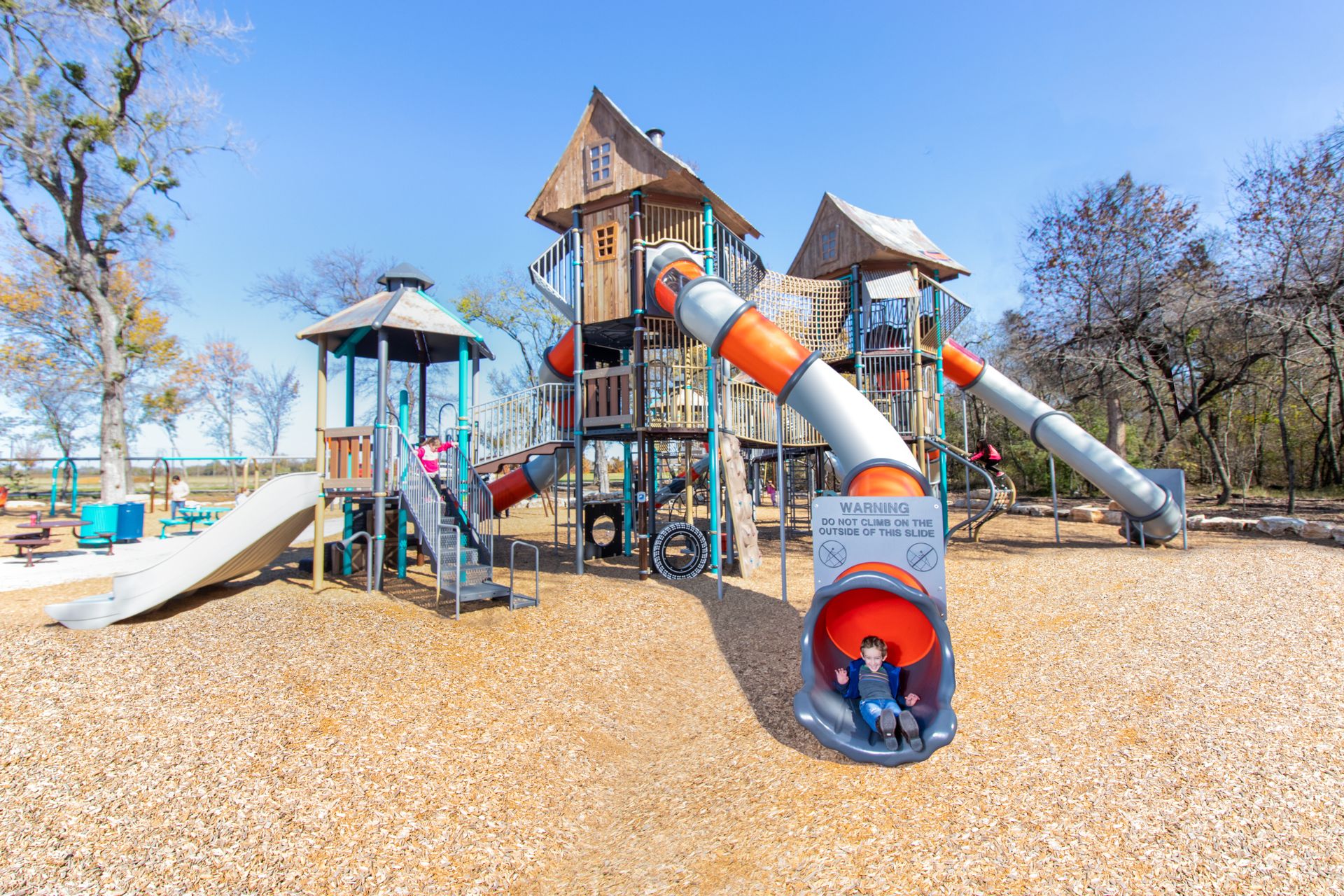 webuildfun turnkey commercial playgrounds solutions